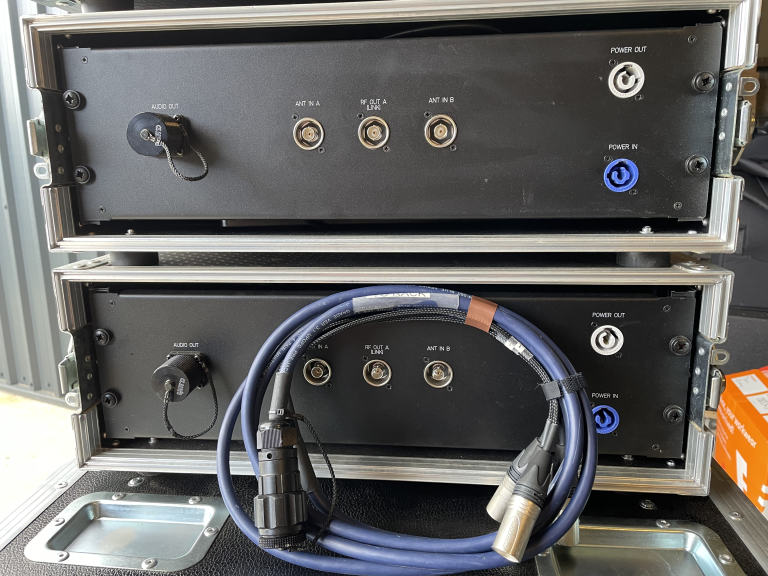 Bristol wireless microphone hire - Loud Hire