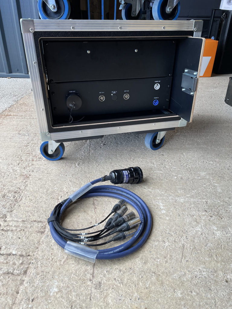 Bristol wireless microphone hire - Loud Hire